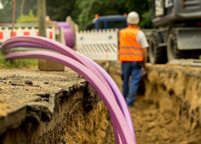What to Expect from the Fiber Optic Installation Process [infographic ...